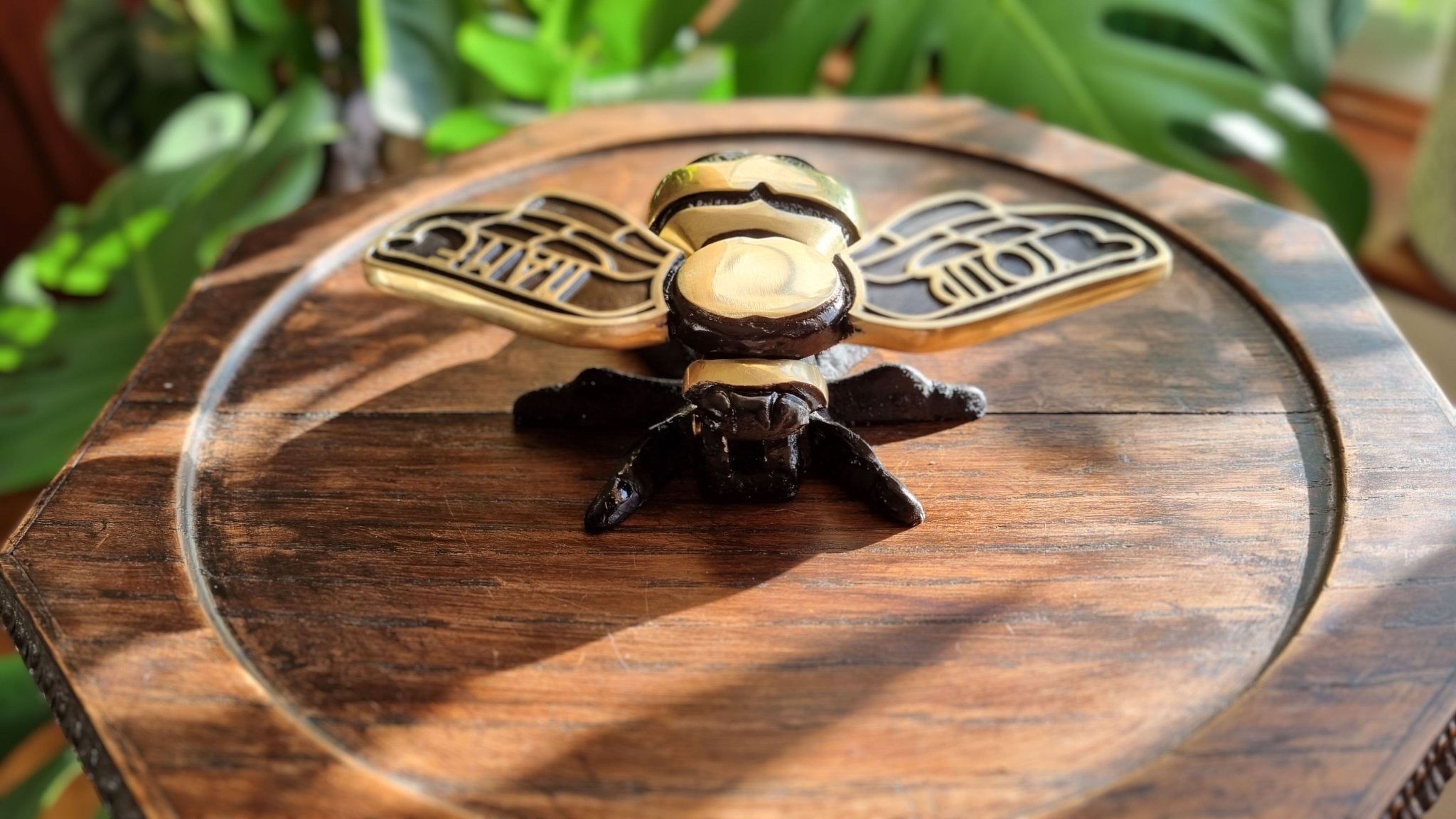 Personalised Bumble Bee Door Knocker – The Metal Foundry